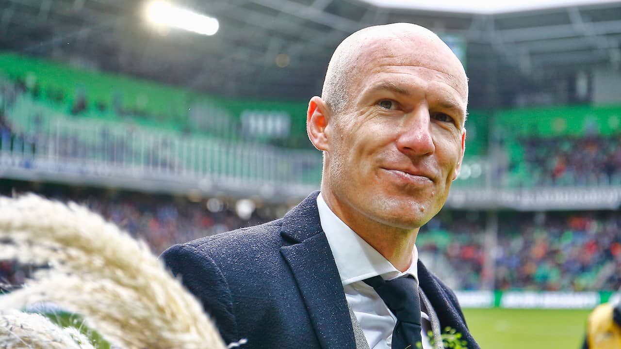 Arjen Robben keert met stage als jeugdtrainer terug bij FC Groningen ...