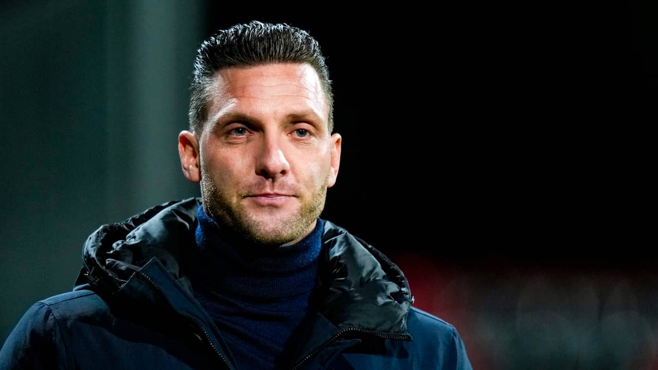 Go Ahead Eagles neemt al na een jaar afscheid van trainer Melvin Boel ...